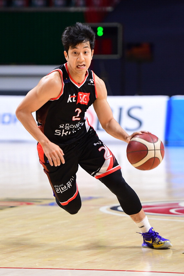 부산 kt 허훈 3R MVP…올스타 1위 이어 겹경사 : 부산의 대표 정론지, 국제신문